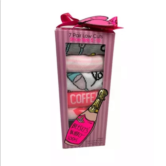 Betsey Johnson | Accessories | Betsey Johnson 7 Pair Bubbly Socks Gift ...